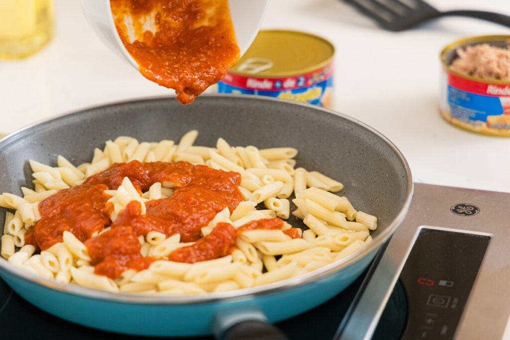Pasta de atún Mazatún con salsa de tomate - Atún Mazatún